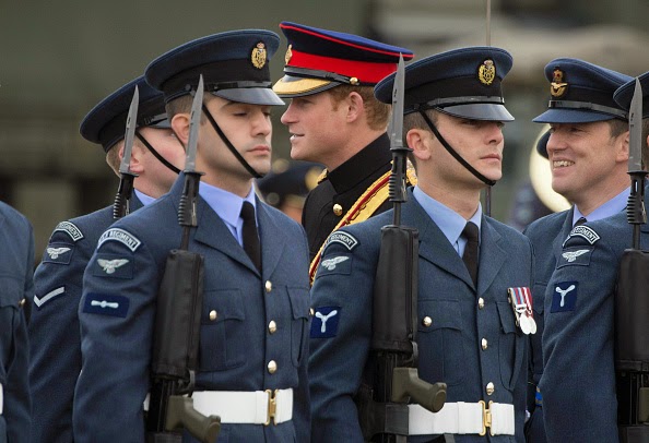 Royal Family Around the World: Prince Harry Presents No 26 Squadron RAF ...